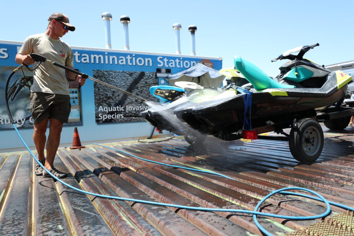 Utah decontaminates more boats from quagga mussels and other invasive ...